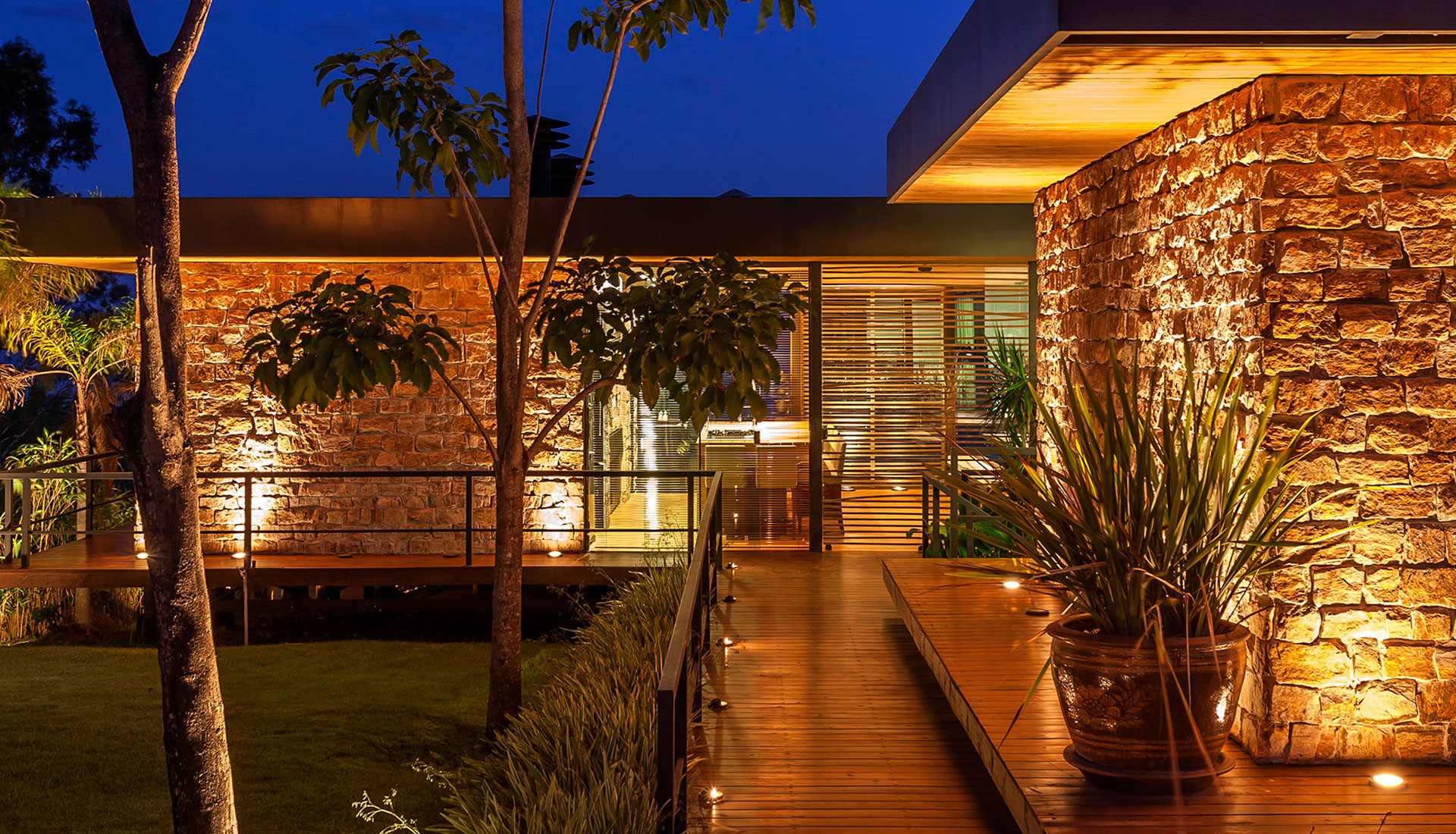 Luminarias Comerciales, Industriales y mas - Déjate guiar por Expertos ...